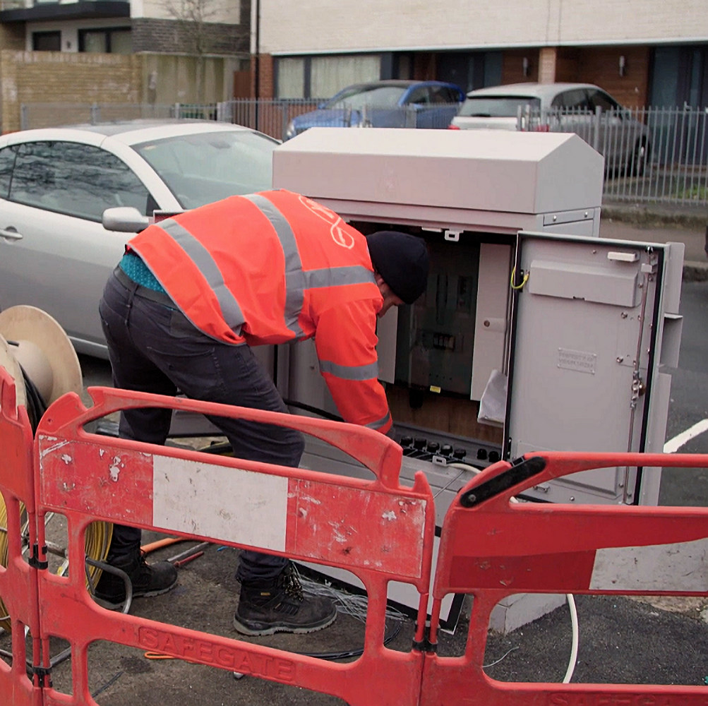 Virgin Media Grows N.Ireland Full Fibre Cover by 13,300 Homes ...