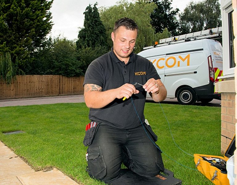 ISP KCOM Lets New Customers Try 900Mbps Full Fibre for £25 - ISPreview UK