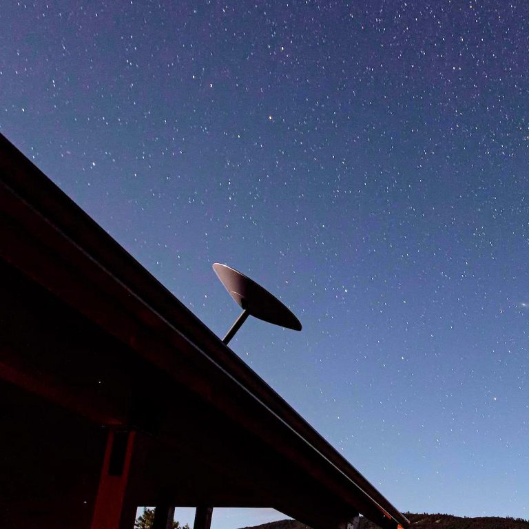Starlink Successfully Tests Space Direct to Cell Mobile Service ...