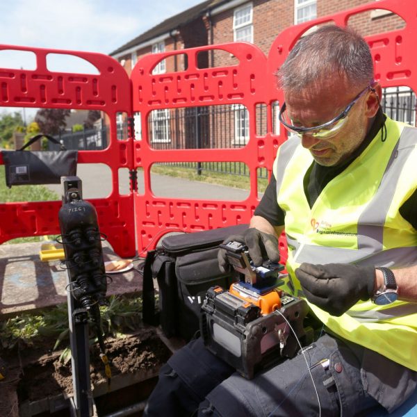 Broadband Cable and Hybrid Fibre Optic Technology - ISPreview UK