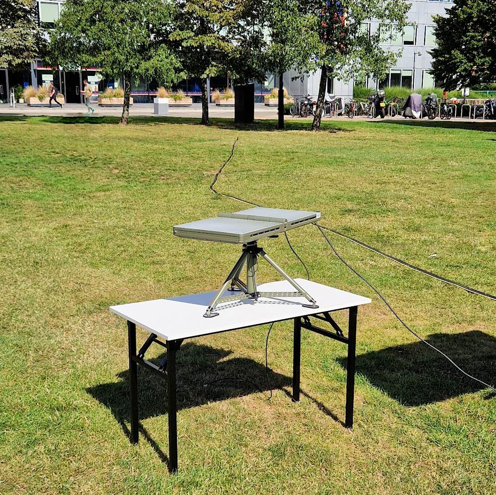 OneWeb Spotted Testing Personal LEO Satellite Broadband Dish UPDATE ...