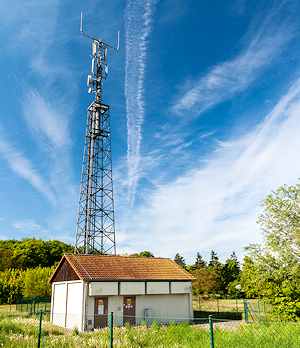 Ofcom Moot Code Powers for 4 Samey UK Wireless 4G Network Builders ...